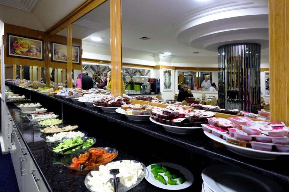 4 أيام فندق أوزبيك